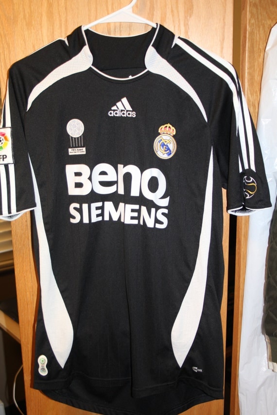 Real Madrid Benq Siemens Jersey 2006 Away Kit by SlamDunkVintage