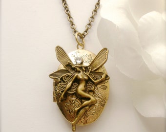 Fantasy locket | Etsy