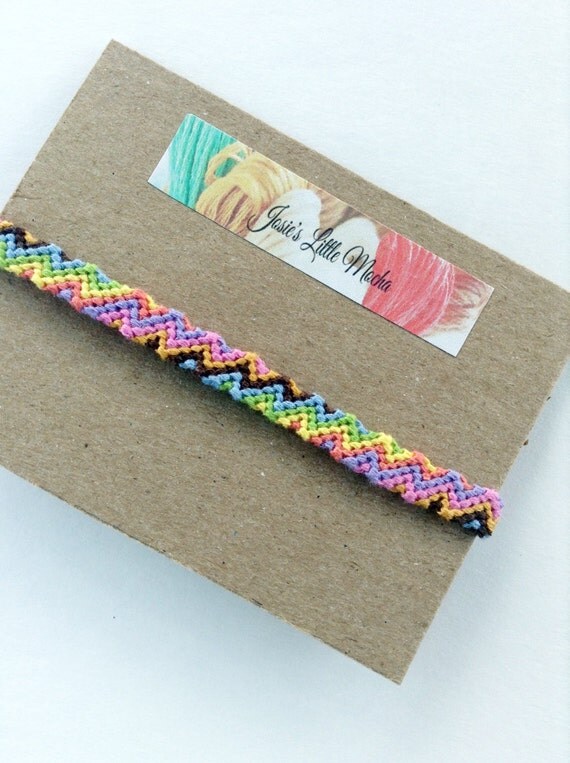 Zig-zag friendship bracelet / colorful friendship bracelet