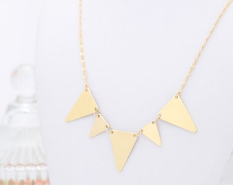 Triangles necklace | Etsy