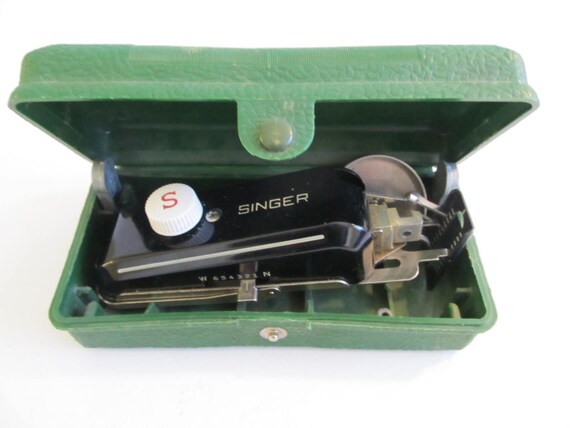 Singer Button Hole Attachment Vintage Sewing Machines Button