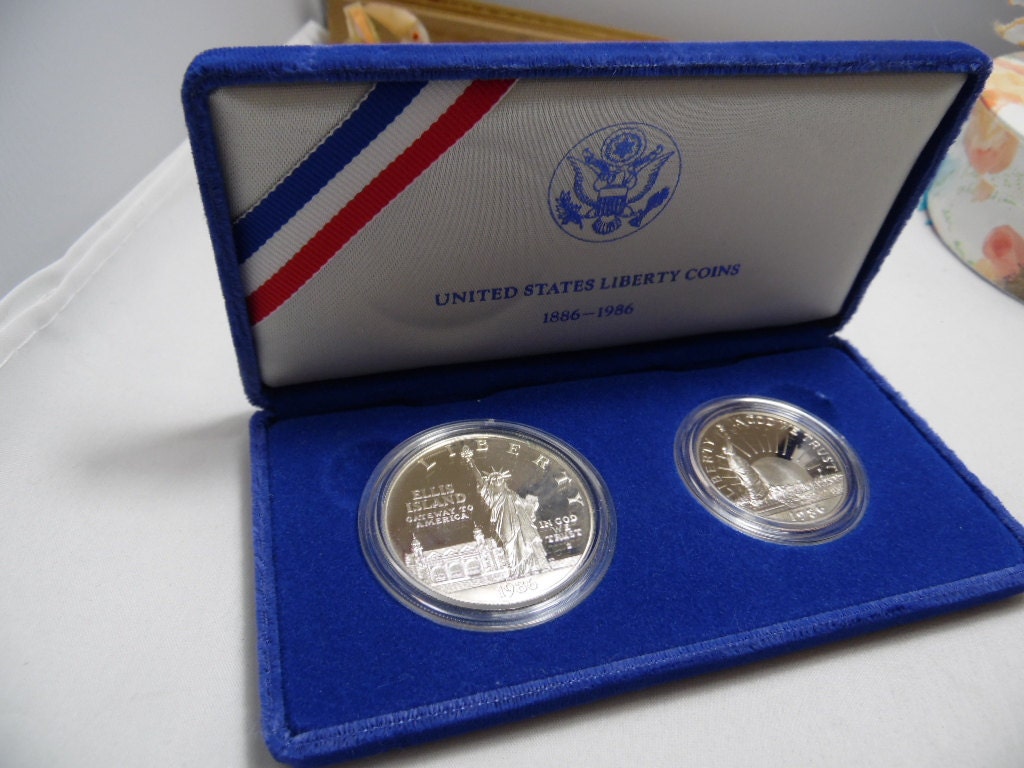 1986 S U S Mint Liberty Silver Dollar And Half Dollar Proof