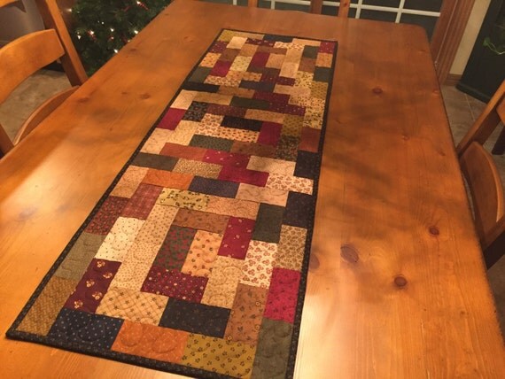 Quilted Table Runner / Primitive Table Runner / Country Quilt