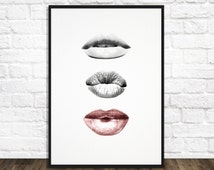 Popular items for lip wall art on Etsy