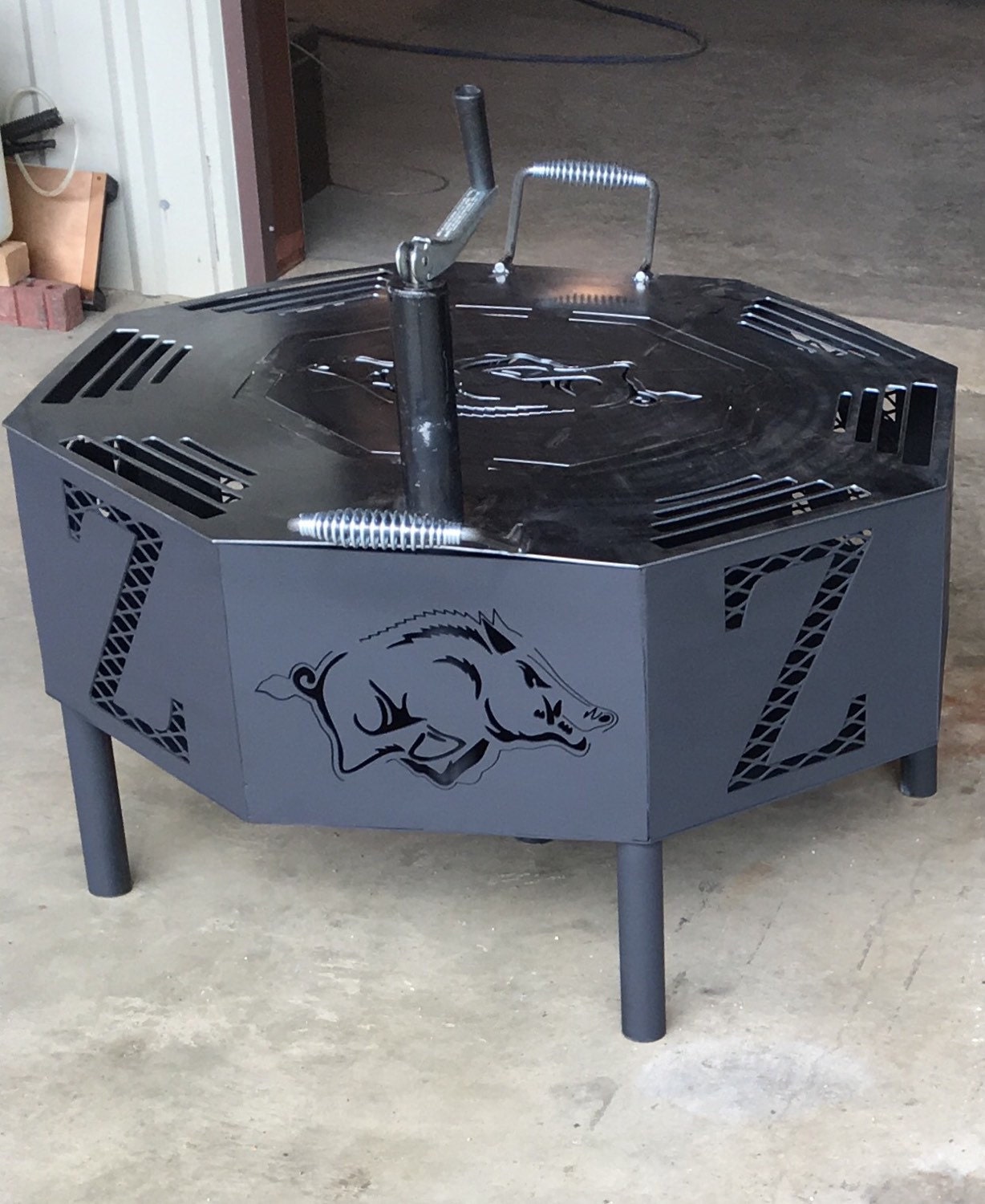 Fire Pit with adjustable Grill-Pick up Only