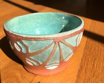 Items similar to Vintage Ann Mallory California Pottery Bowl on Etsy