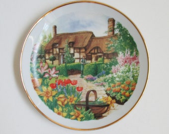 Cottage plates | Etsy