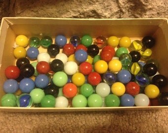 Billes - Vintage | Etsy CA