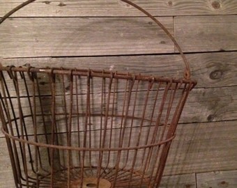 Items similar to Vintage Wire Clam Basket, New England on Etsy