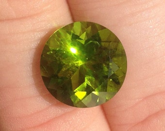 Unique lime green gemstone related items | Etsy