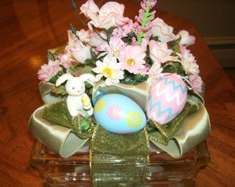 Easter centerpiece | Etsy