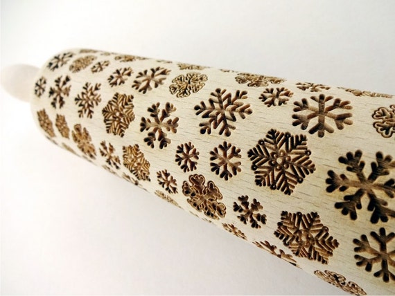 Snowflake Embossing Rolling Pin. SNOWFLAKE pattern. Engraved