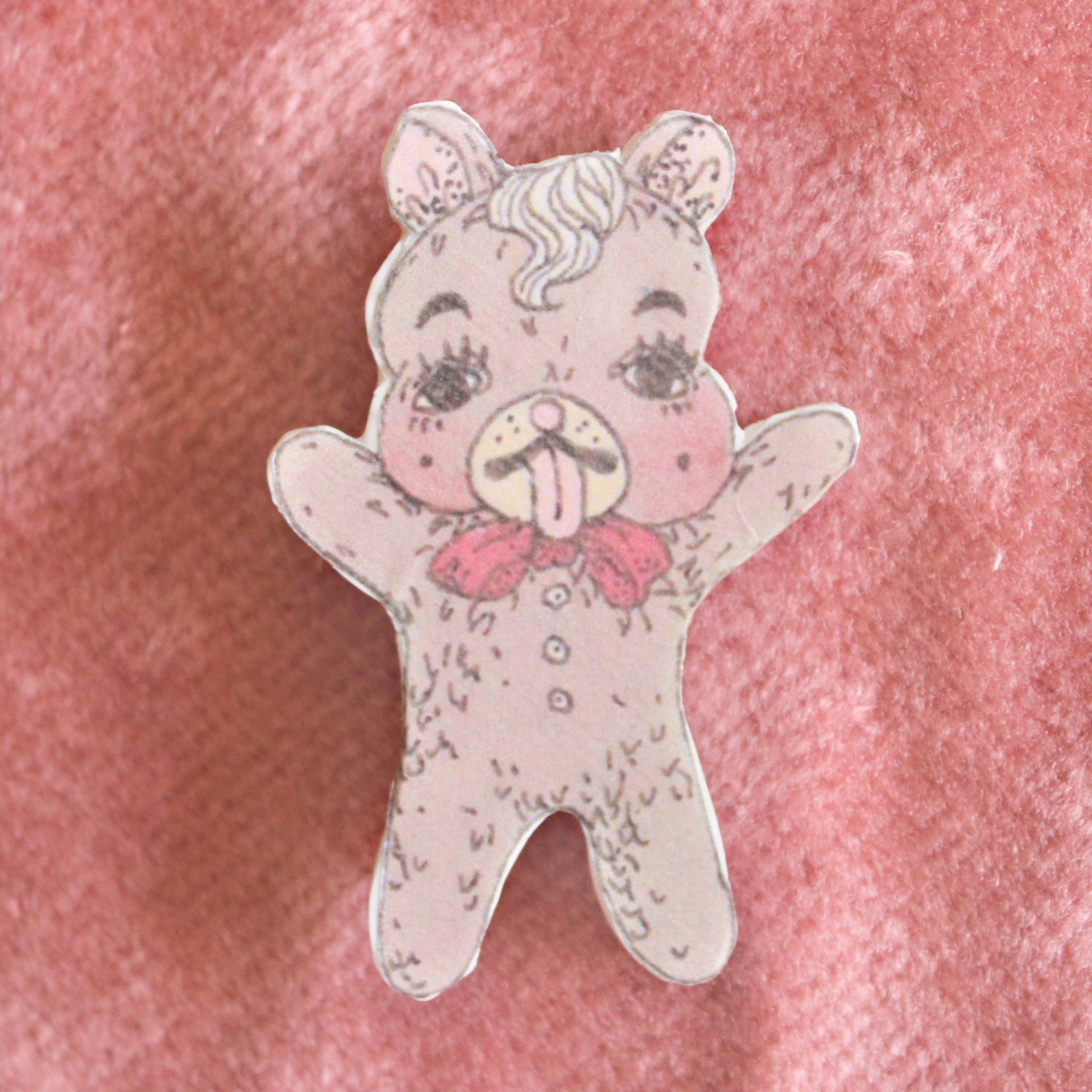 teddy bear brooch 6.5 x 4.3 cm