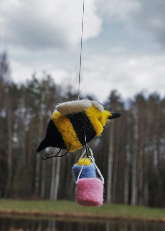 Needle felted bee felted bee cute bee lovely by FeltedArtandDolls