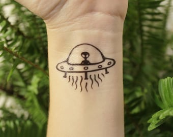 Alien abduction | Etsy