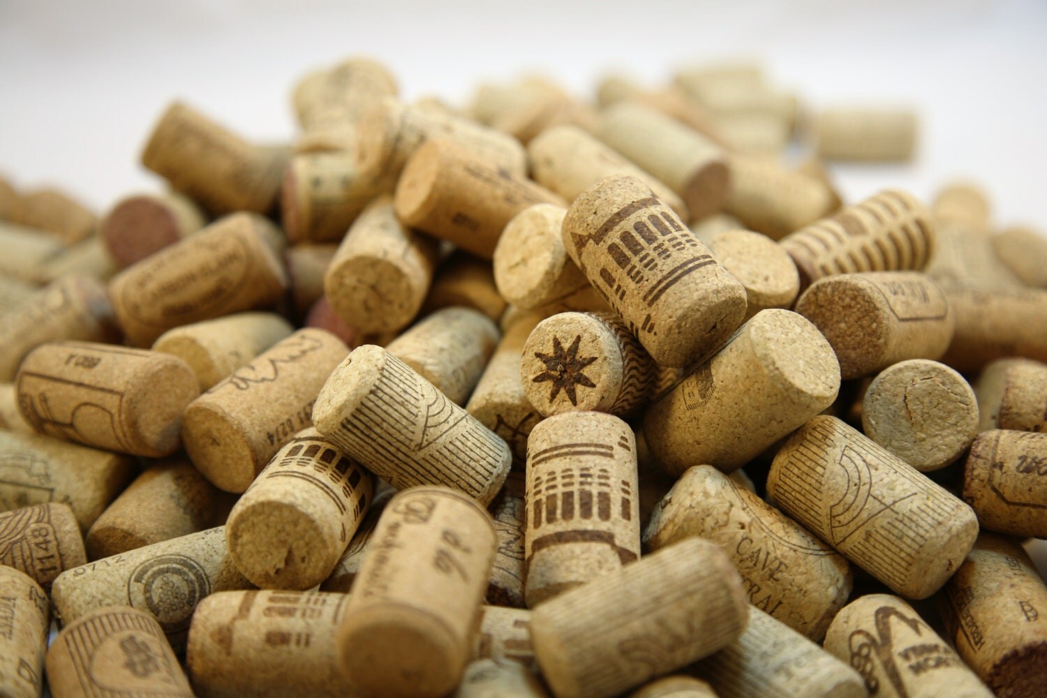 Same Size Used Wine Corks Premium Real Corks From Europe same-size-used-wine-corks-premium-real-corks-from-europe