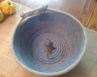 Items similar to Vintage Ann Mallory California Pottery Bowl on Etsy