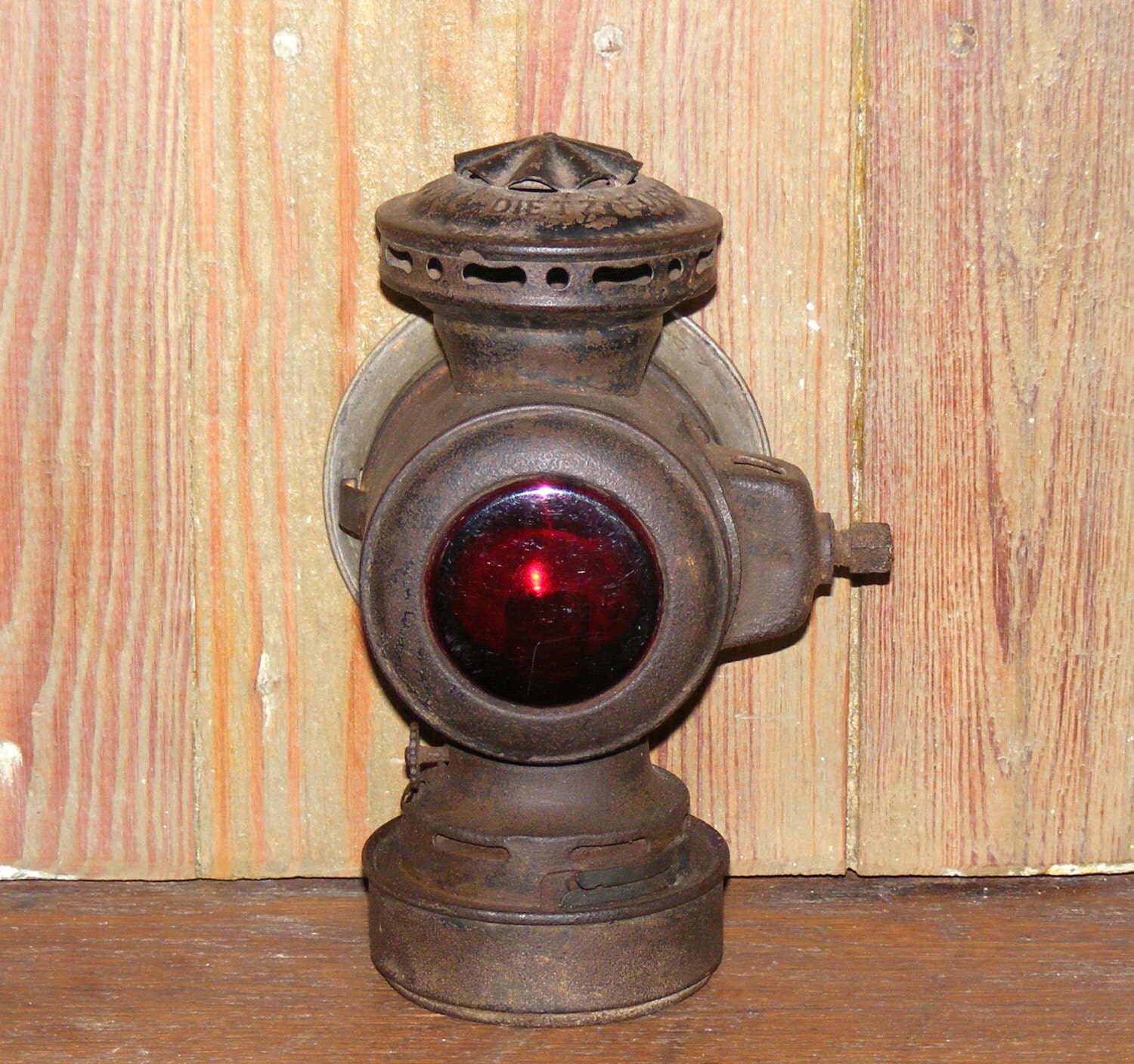 Antique Dietz Eureka Auto Lamp Lantern with Red Lens Carriage