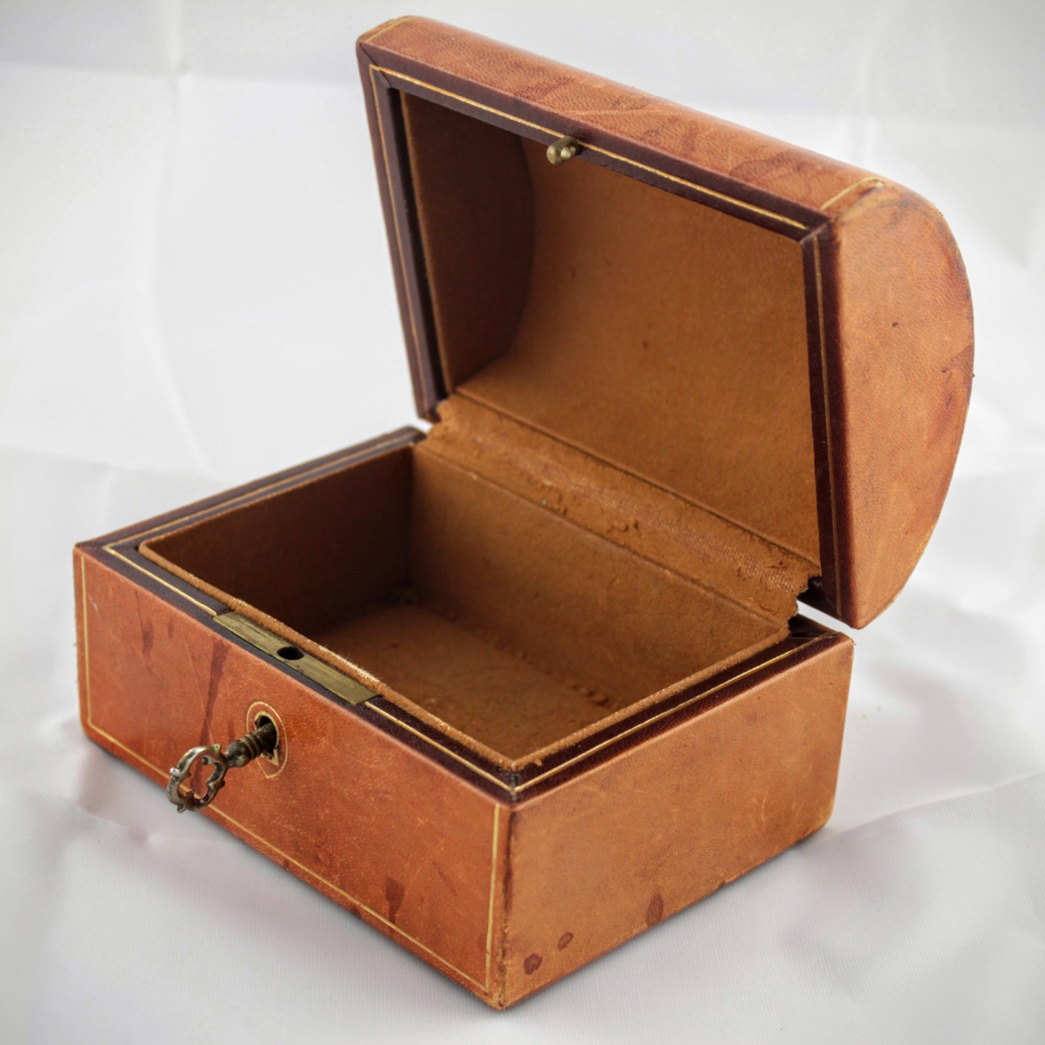 Antique Leather Box – Distressed Round Top Locking Box – Italian ...