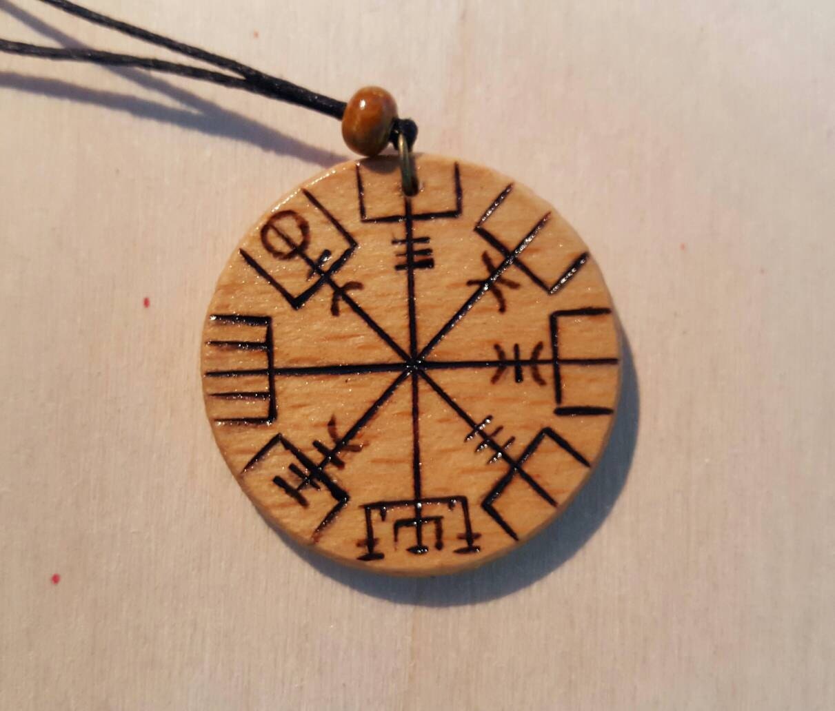 Vegvísir Viking Compass
