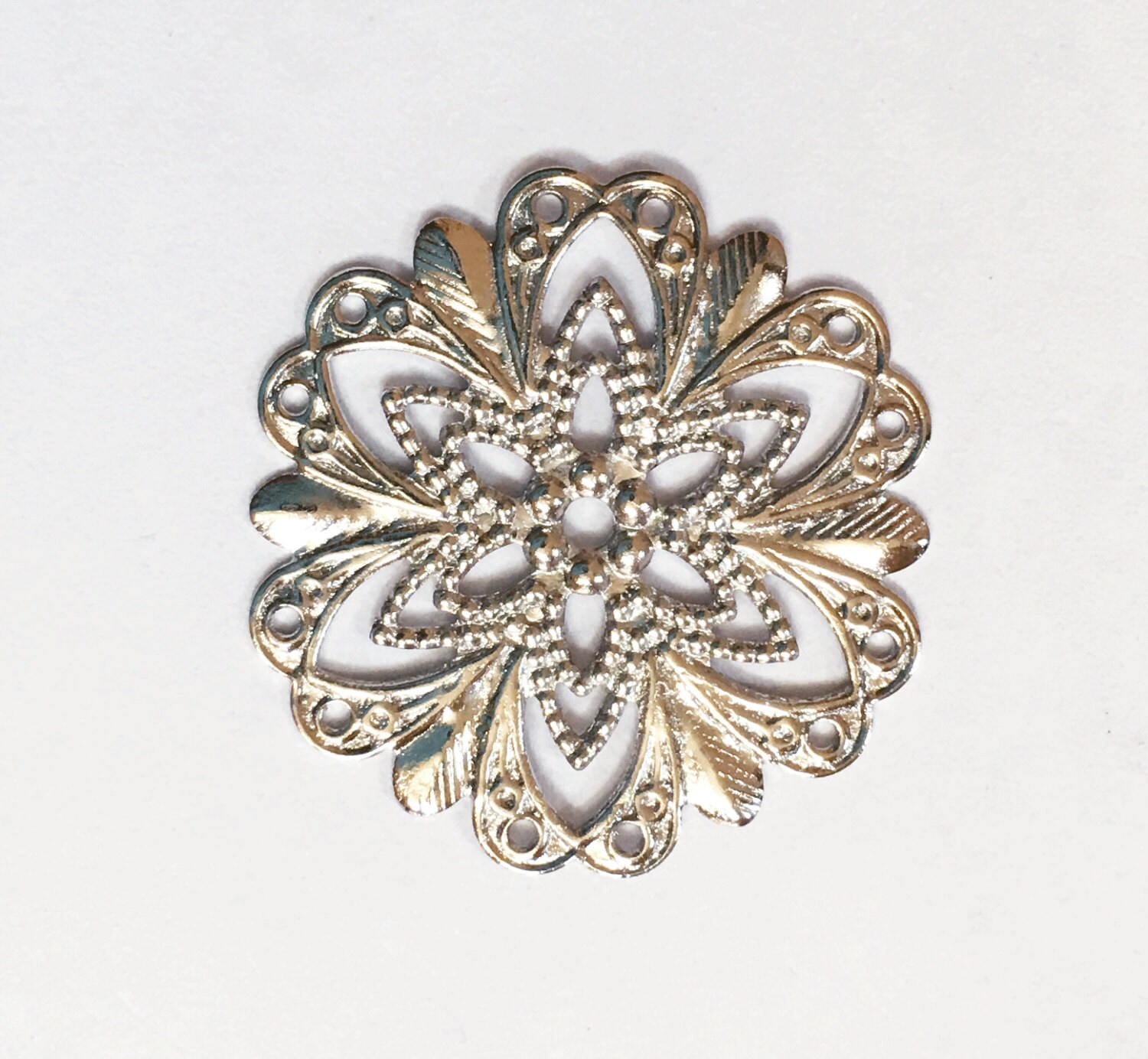 Antique silver filigree flower focal 20mm platinum color