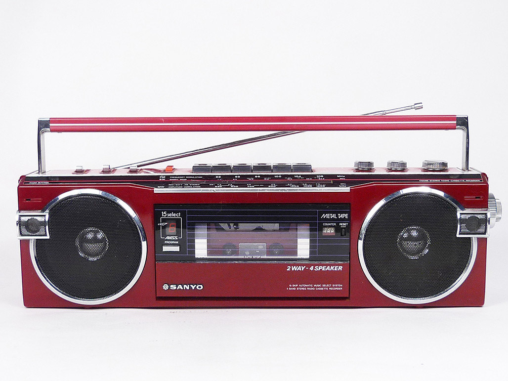 Vintage 80's Sanyo M7770k boombox GHETTO BLASTER cassette