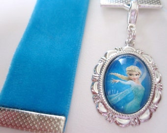 Elsa bookmark | Etsy