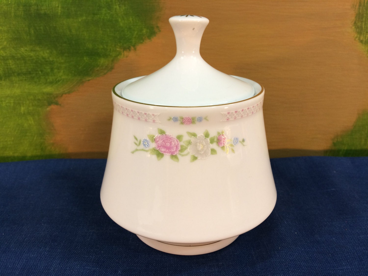 Vintage Crown Ming Fine China Sugar Bowl With Lid Floral Design By Jian ...