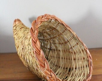 Cornucopia basket | Etsy