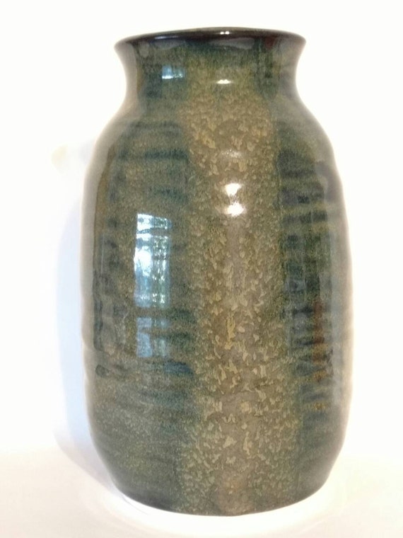 Items similar to Flower vase Waterfall brown 6" vase on Etsy