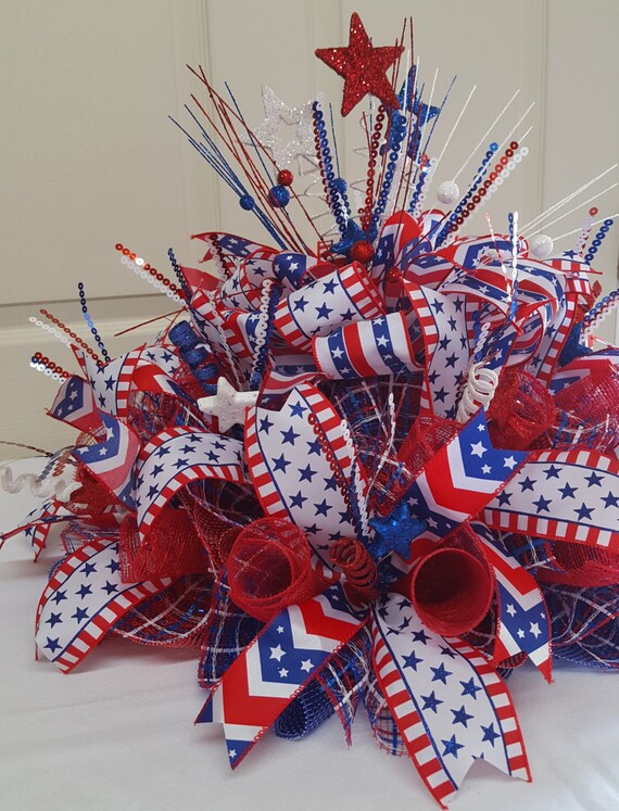 New Listing 06/15/2016 Patriotic CenterpieceRed White