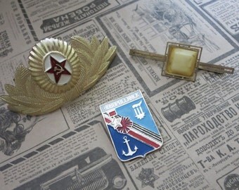 Cockade pin | Etsy