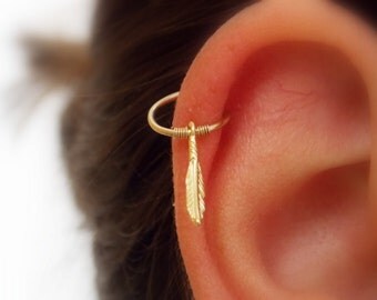 Tribal feather cartilage earring piercing gold feather