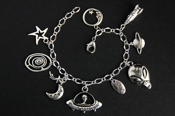 Alien Bracelet. Alien Charm Bracelet. UFO Bracelet. Silver
