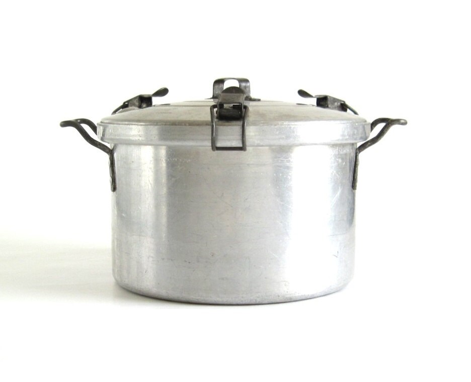 Lifetime Automatic Pressure Cooker Waterless All Metal