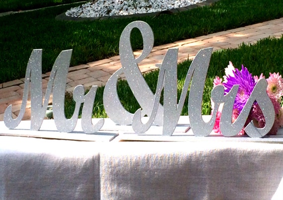 Wedding Sweetheart Table Mr and Mrs Sign Mr by UrbanFarmhouseTampa