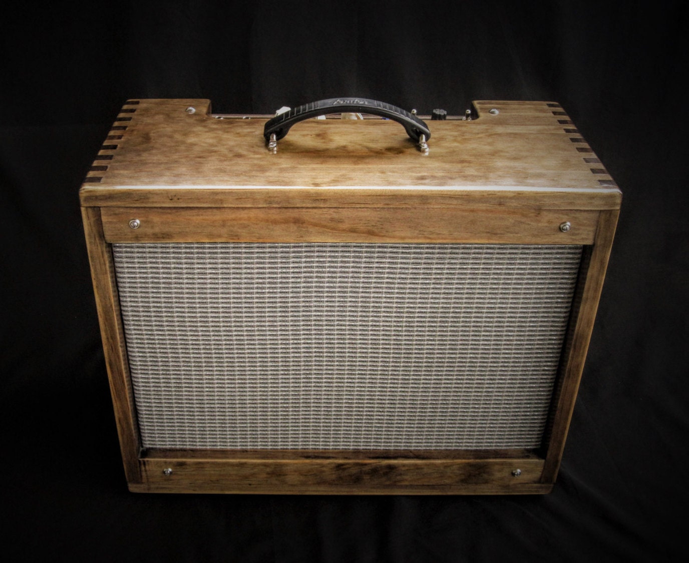 Barn Wood-styled 5E3 Deluxe Guitar Amp