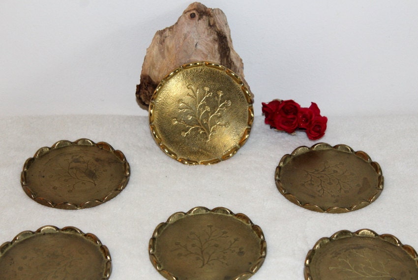 Mid Century 8 piece coaster in the Arabian style ’60s bar decoration ...