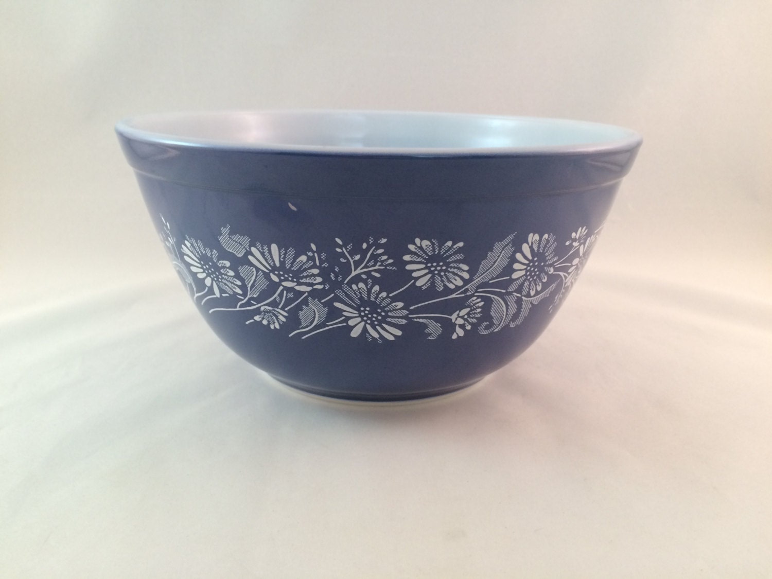 Pyrex Colonial Mist Mixing Bowl – Vintage Pyrex – Haute Juice