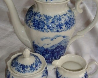 Flow blue tea cup | Etsy