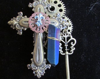 Items similar to Steampunk Cross Necklace on Etsy