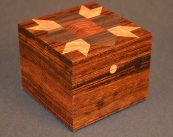 Wooden Keepsake Boxes with Vintage Quilt Designs by Quiltboxes