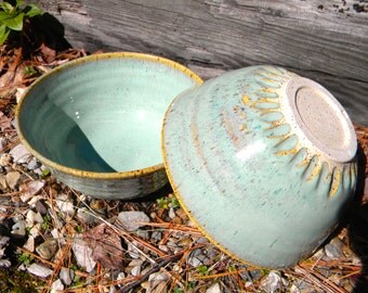 Handmade Stoneware Ceramics by AmritaLashPottery on Etsy