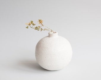 White ceramic vase | Etsy