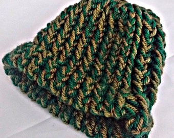 Unique hand-knitted items by Lelsloom on Etsy