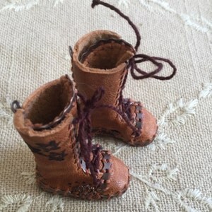 Needle felted toys & dolls by Fenekdolls on Etsy