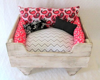 Elevated cat bed | Etsy