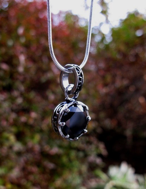 Orkney Island Dark Drow Elf Amulet Celtic Fantasy Jewelry