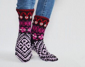 Scandinavian socks Baltic socks Traditions and modern by WoolSpace