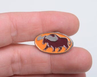 Bull lapel pin | Etsy
